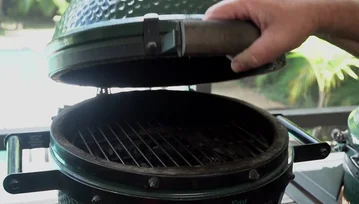 Big Green Egg Size Guide: Choosing the Perfect Grill for Your Needs