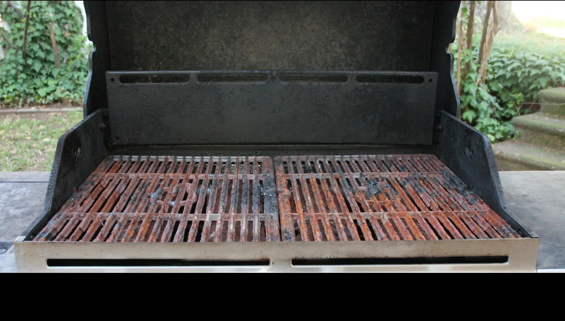 Grill Grates Review: Eliminate Flare-Ups and Achieve Perfect Grilling